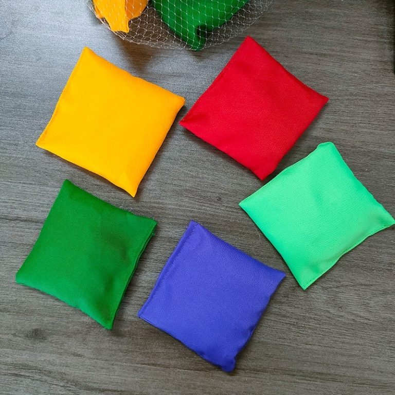 Volans Bean Bags: Fun Tossing Games for All Ages (10x10 cm) - VOLANS